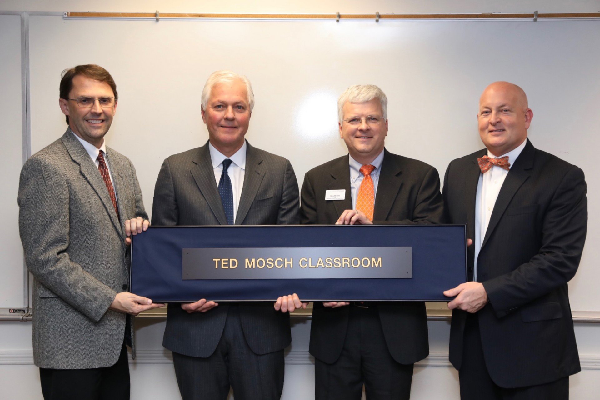 UT Martin dedicates room in honor of Dr. Ted Mosch - UT Martin News