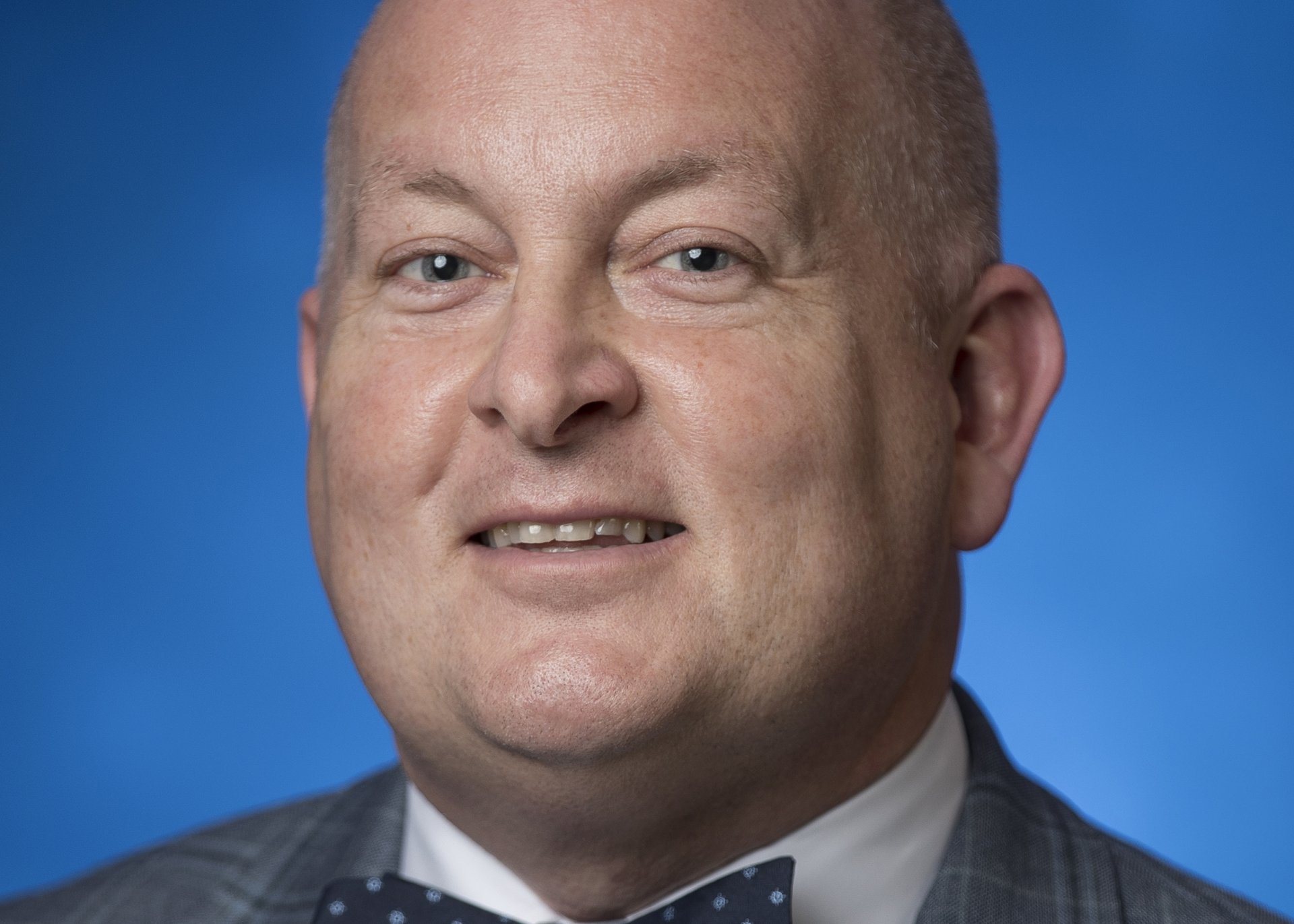 Chancellor Keith Carver graduates from Leadership Tennessee - UT Martin ...