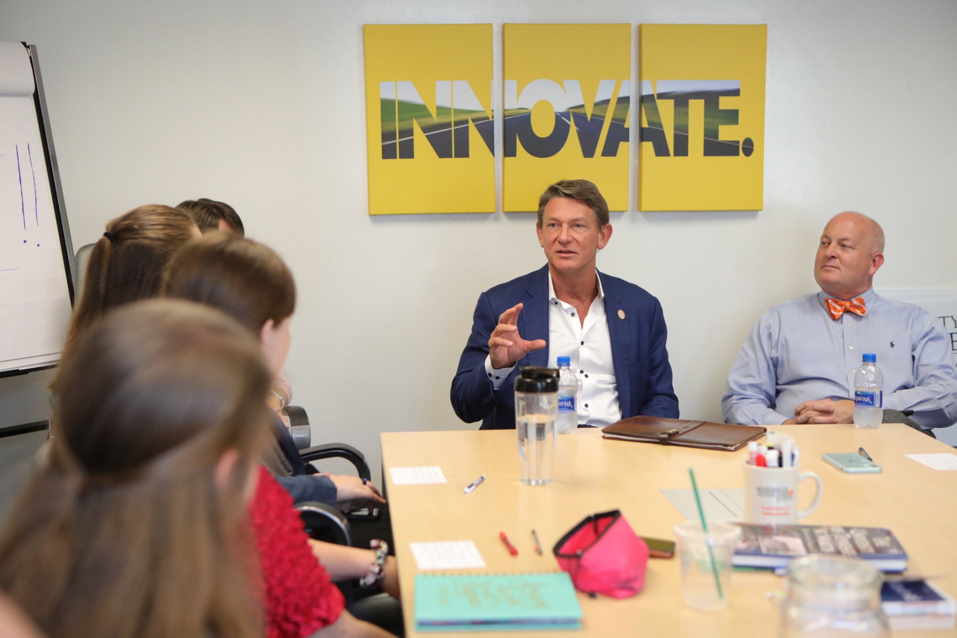 UT Interim President Randy Boyd visits with UT Martin students - UT ...