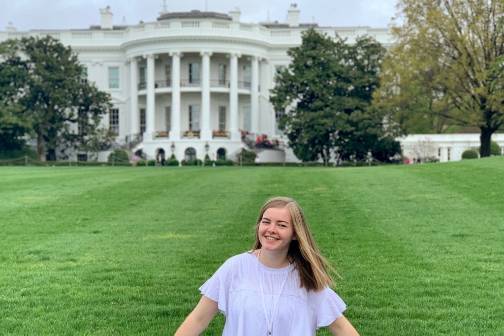 Selmer Center student interns in White House office - UT Martin News