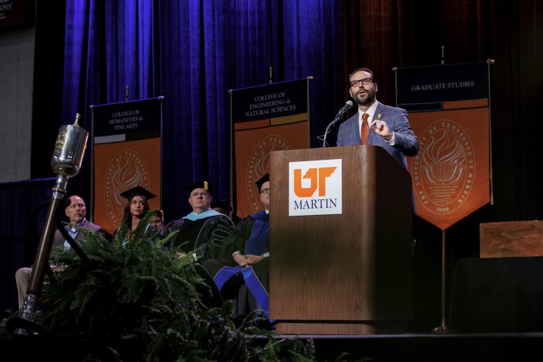 Vaughn advises UT Martin graduates to 'Hug the Cactus' - UT Martin News